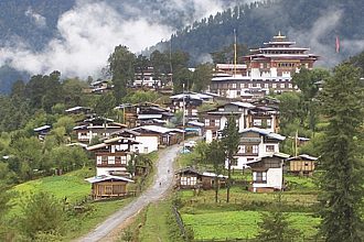 Gentle Walking Tour Bhutan - Guided Walking Tours to Bhutan | Mountain ...